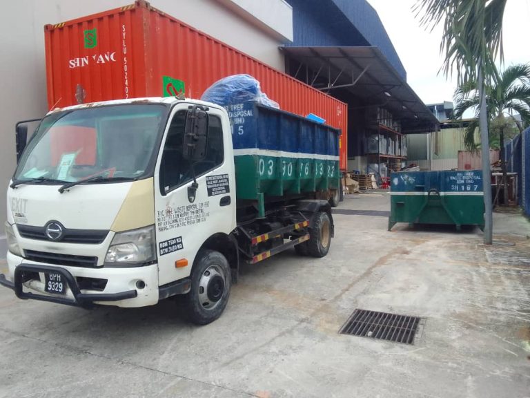Industrial Waste Disposal by RORO Lorry - TREE WASTE DISPOSAL SDN BHD